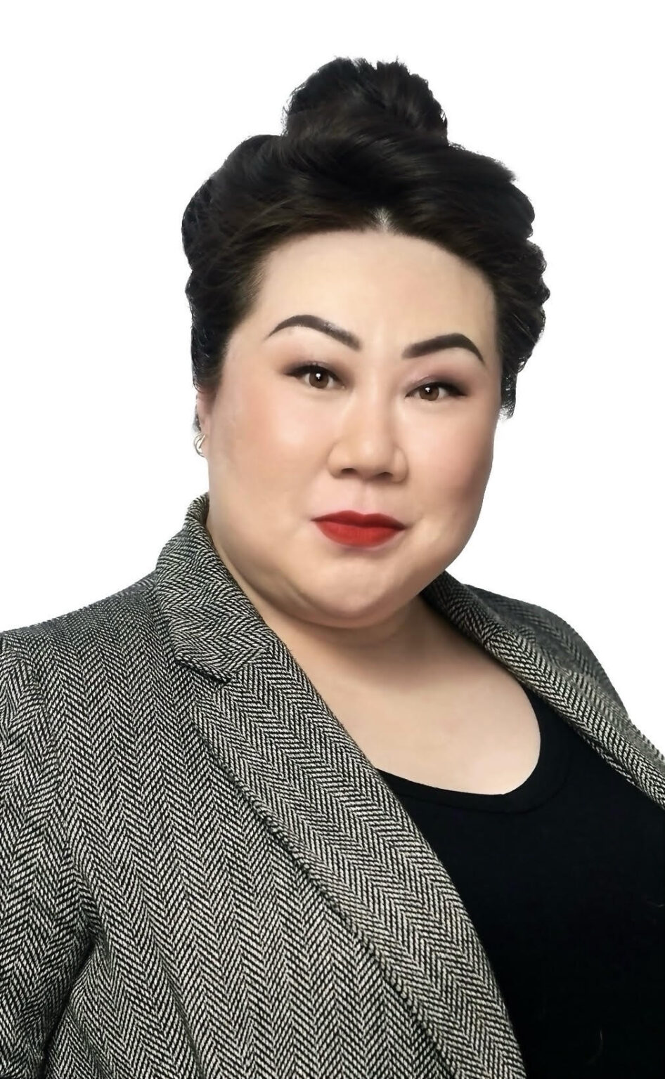 Welcome New Executive Director – Lisa Li – Tarragon Theatre